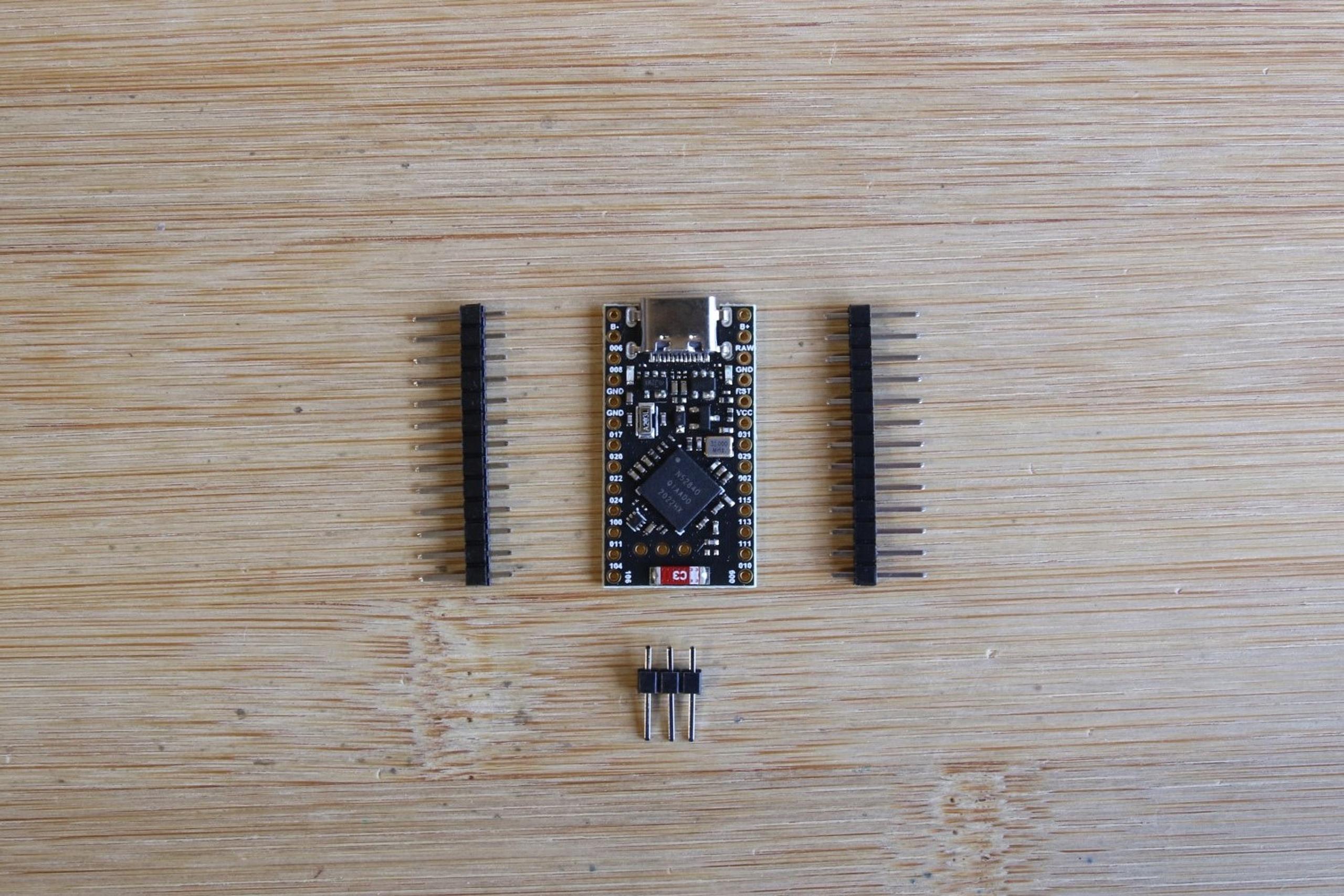 nRF52840 Supermini Microcontroller