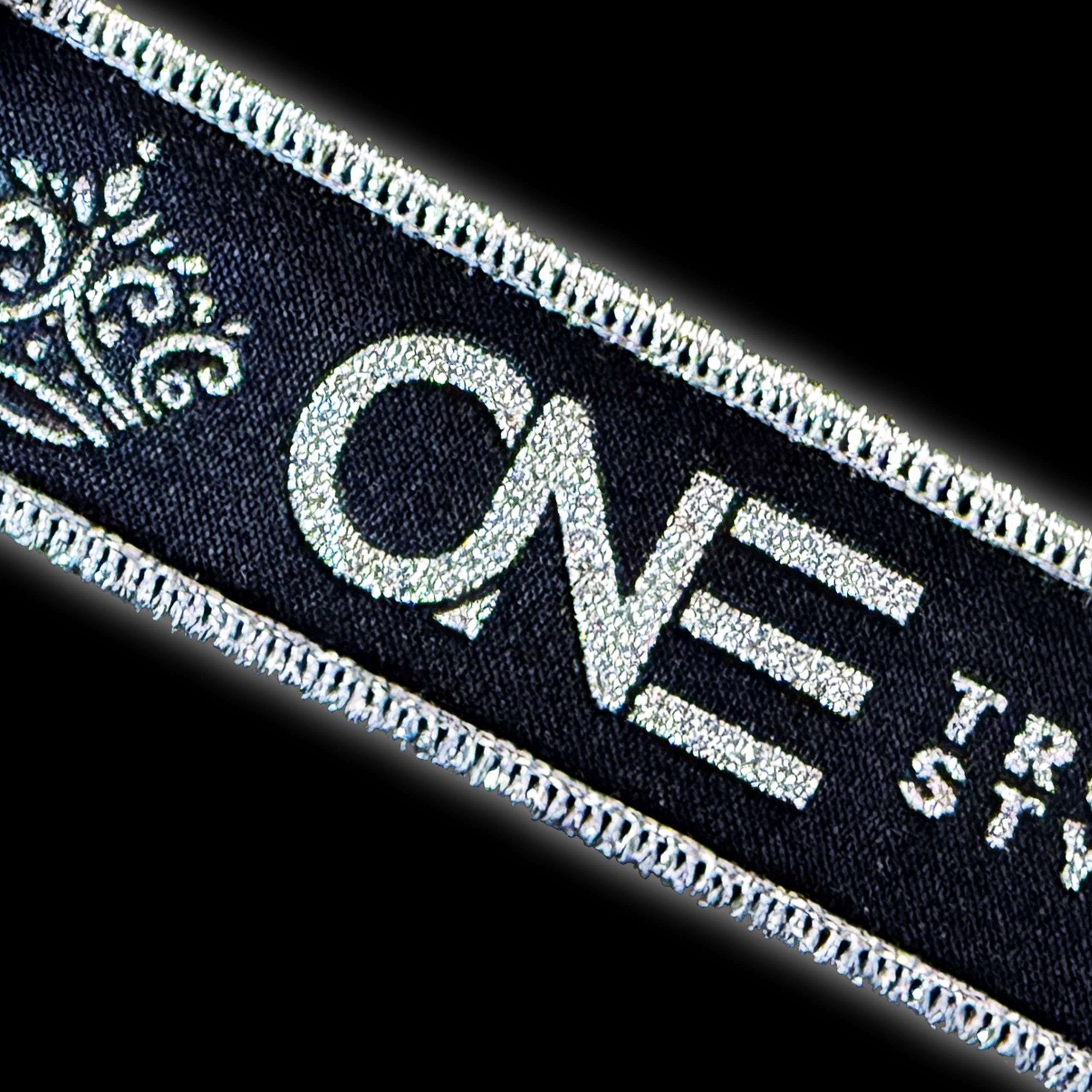 ONE Merch Pack – SILVER EDITION